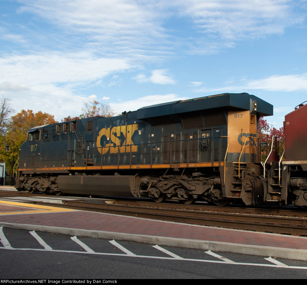 CSXT 817